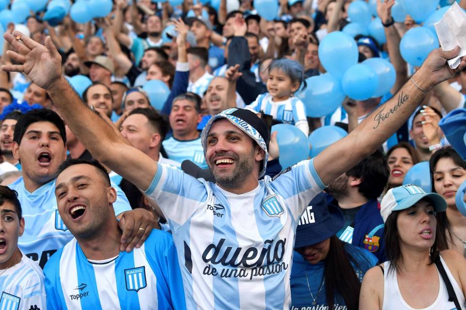 7 de Marzo: Día del Hincha de Racing - El Nacional de Matanza