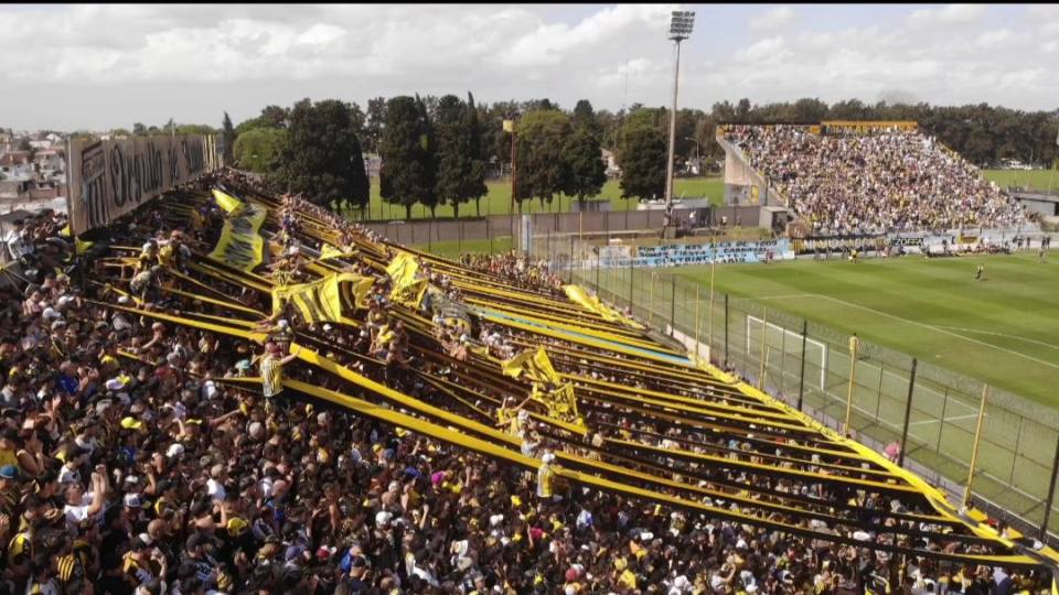 Almirante Brown busca el ascenso a la Liga Profesional en la semifinal del reducido - El ...