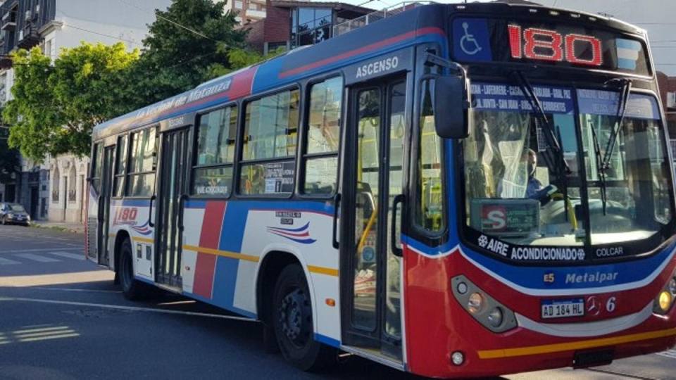 Línea de Colectivos 180 estrena Servicio Semirápido desde el ...