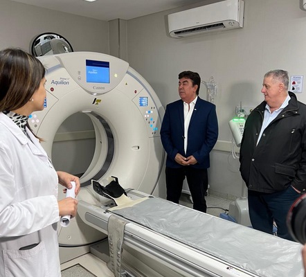 Celebración de 4 Años de Servicio del Hospital Dr. René Favaloro en La ...